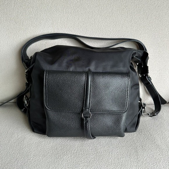 Sondra Roberts | Bags | Sondra Robert Black Squared Shoulder Bag | Poshmark